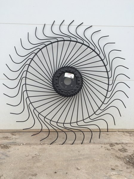 Tonutti Rake Wheel LH | farm parts Tonutti Rake Wheel LH | farm parts