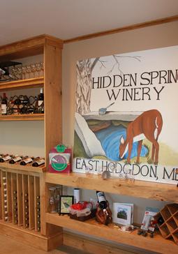 Home [www.hiddenspringwinery.com]