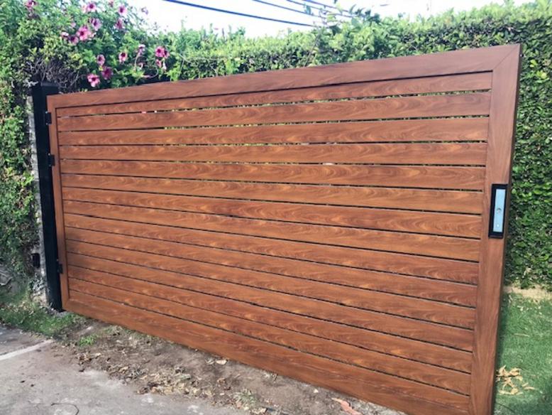 Aluminum Driveway Gates - ISLAND RAILING & GATES LLC