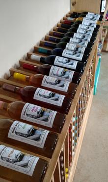 Home [www.hiddenspringwinery.com]