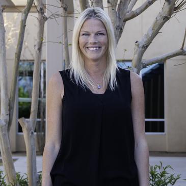 Dynamic Physical Therapy in Palm Desert, Ca : About