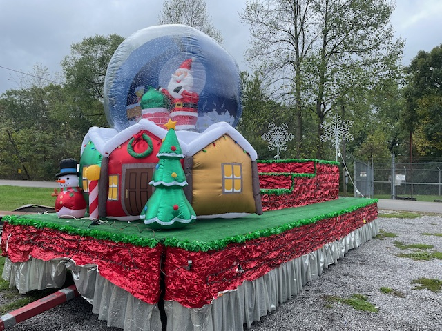 Creative Floats - Parade Floats, Parade Float Builder, Parade Float Ideas