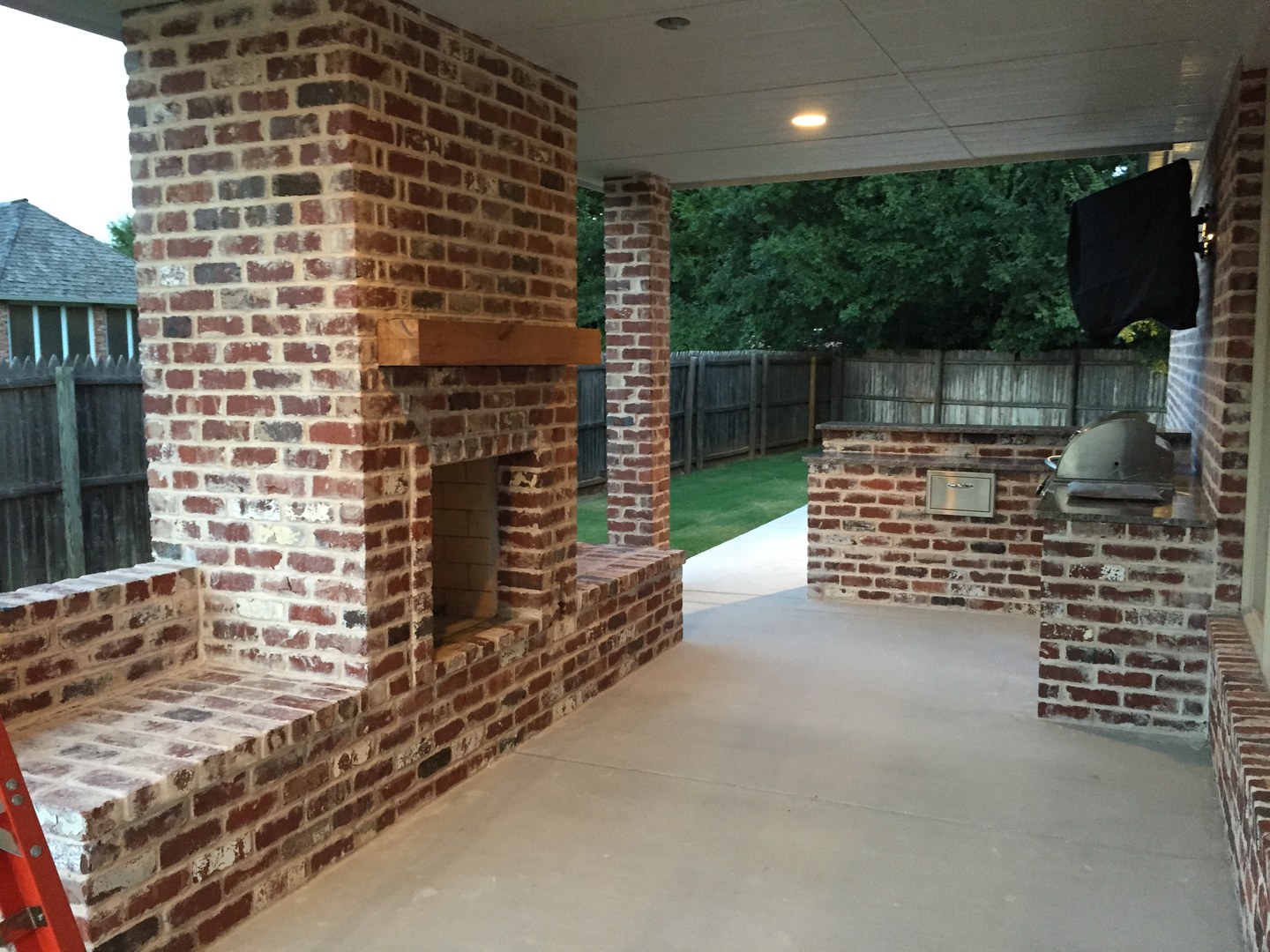 Building Stone, Reclaimed Brick - Fox Brick & Stone