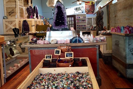 Crystal Mountain Gem Mine's Rock and Fossil Shop