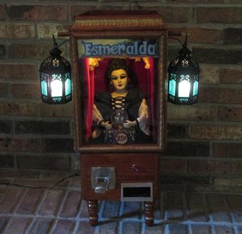 Small unique animatronics and amusement machines