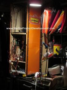 Small unique animatronics and amusement machines