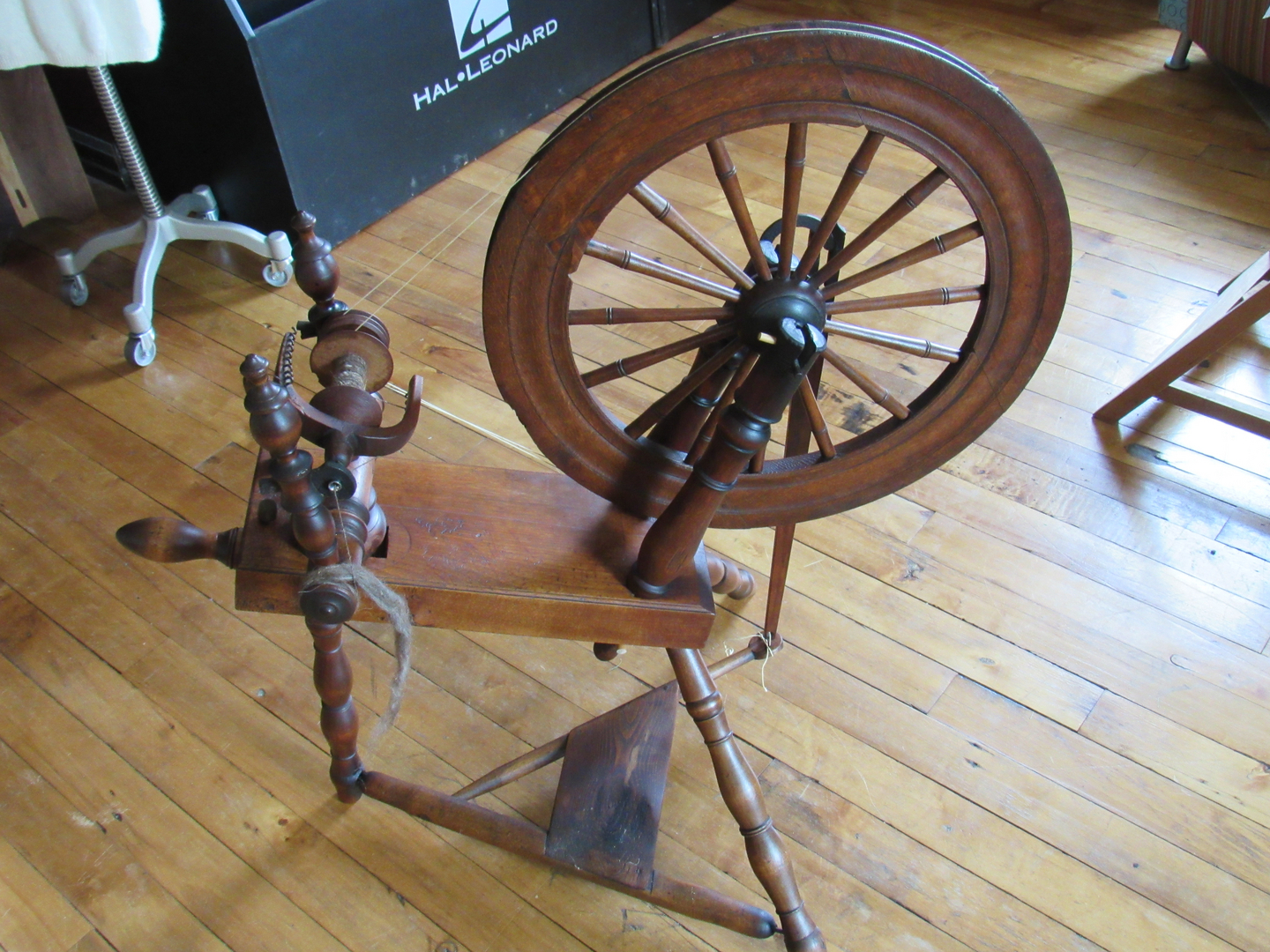 Used, Antique, I.S. McIntosh Saxony Style Spinning Wheel