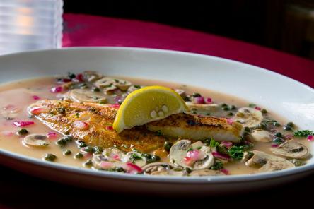 Home [www.stonehouseescanaba.com]