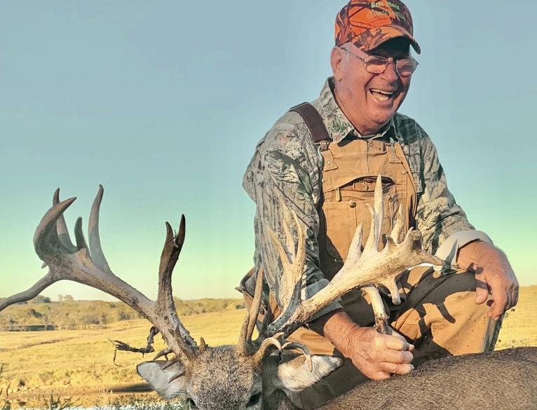 Buck of the Year and 200" Club