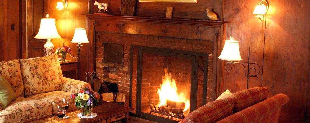 Three Mountain Inn - Vermont inn,luxurious bed and breakfast, country inn