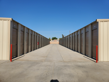 StorMax of Hanford | Self-Storage Units Hanford CA 93230