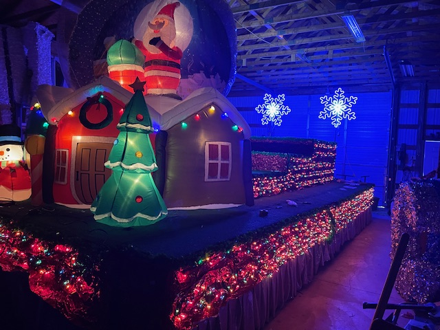 Creative Floats - Parade Floats, Parade Float Builder, Parade Float Ideas