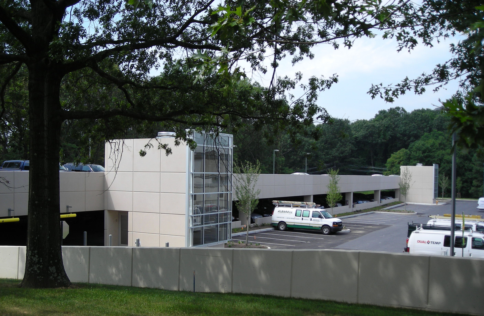 Home [www.jrgarzaconstruction.com]