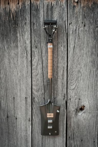 Justin Johnson Signature 3-String Shovel Guitar