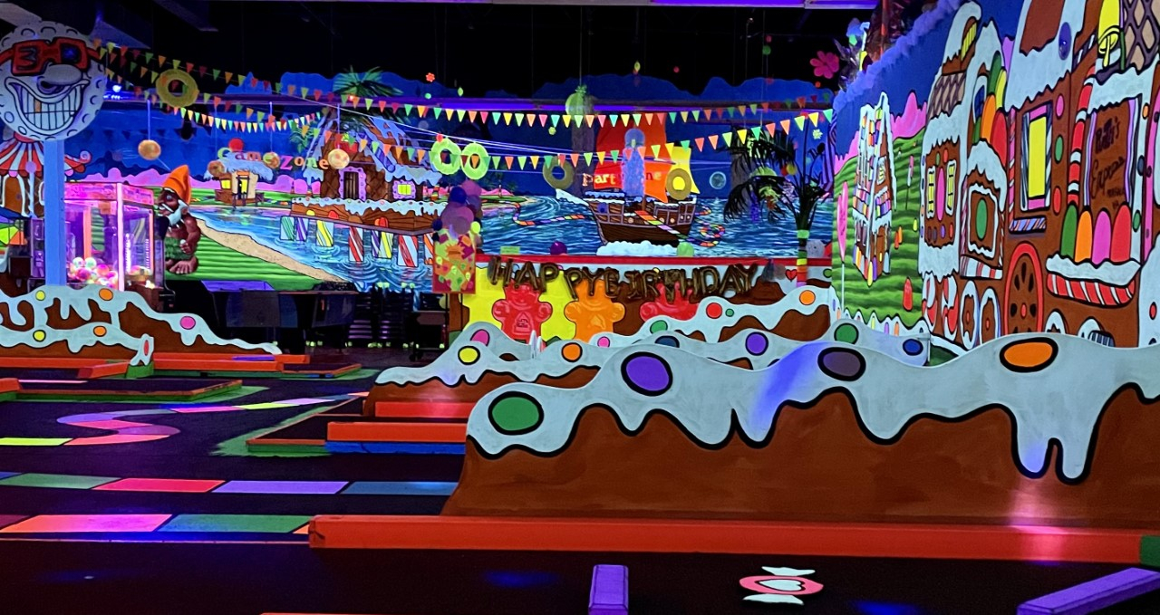 Home [www.parteesminigolf.com]