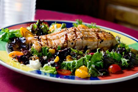 Home [www.stonehouseescanaba.com]