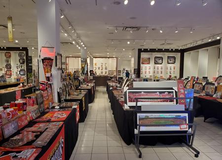 Free Agent Sports Marketing | Arizona's Largest Sports Card Shows