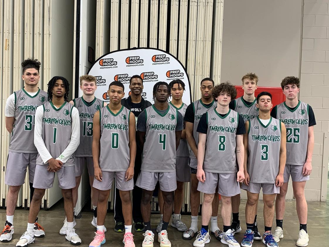 Home [www.illinoistwolves.com]