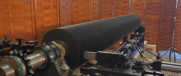 saw_trainer_gin_machine