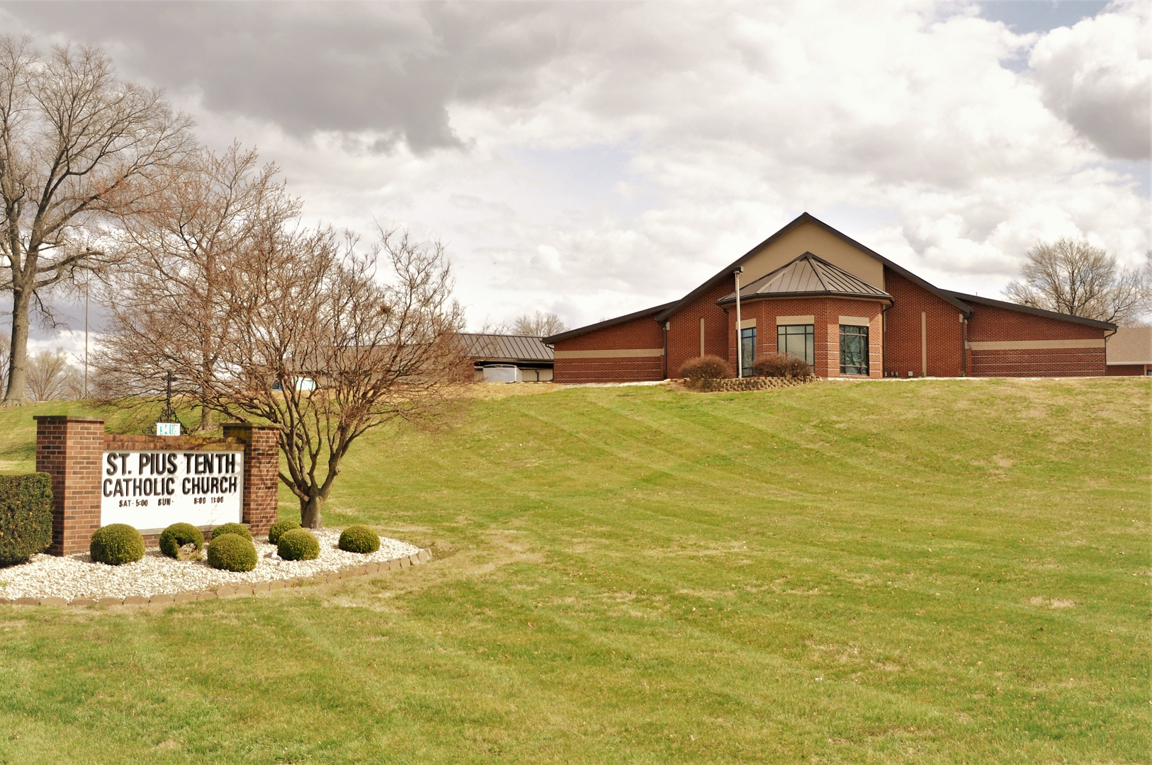 Home [www.stpiustenthparish.org]