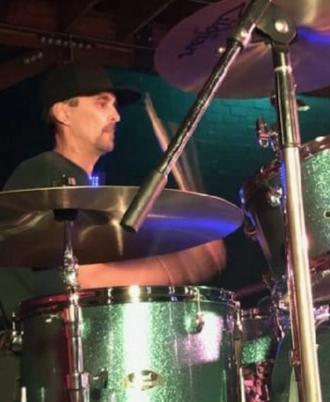 Home [saddletrampsband.com]