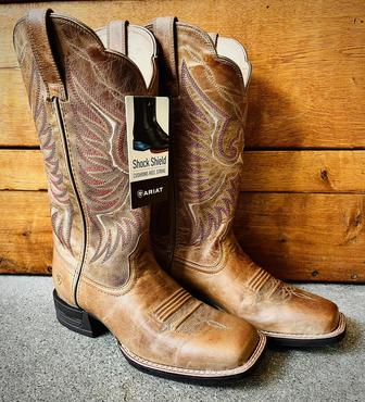 Ariat