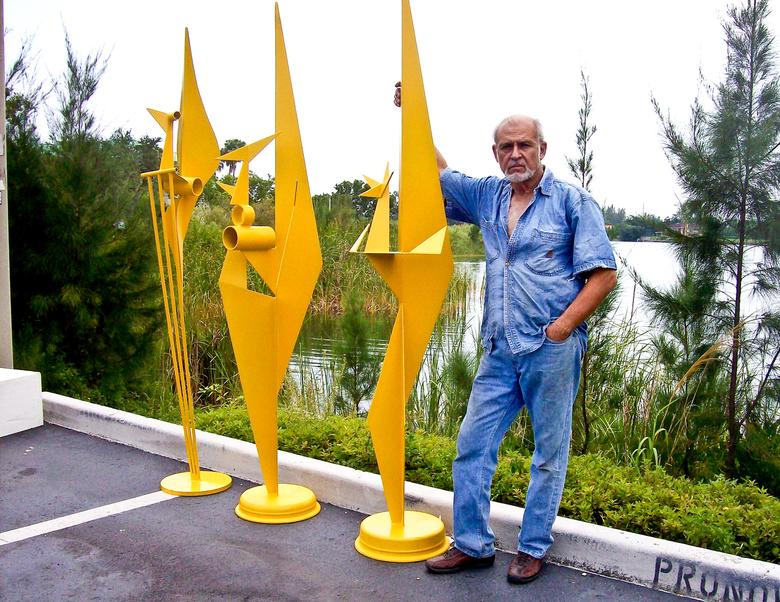 Rafael Consuegra Sculptor