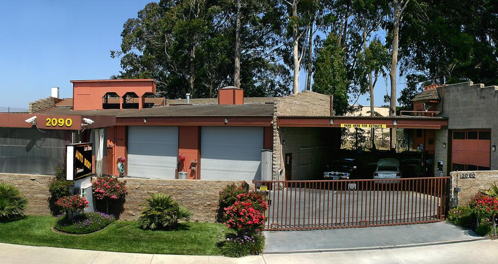 Home [www.losososautobody.com]