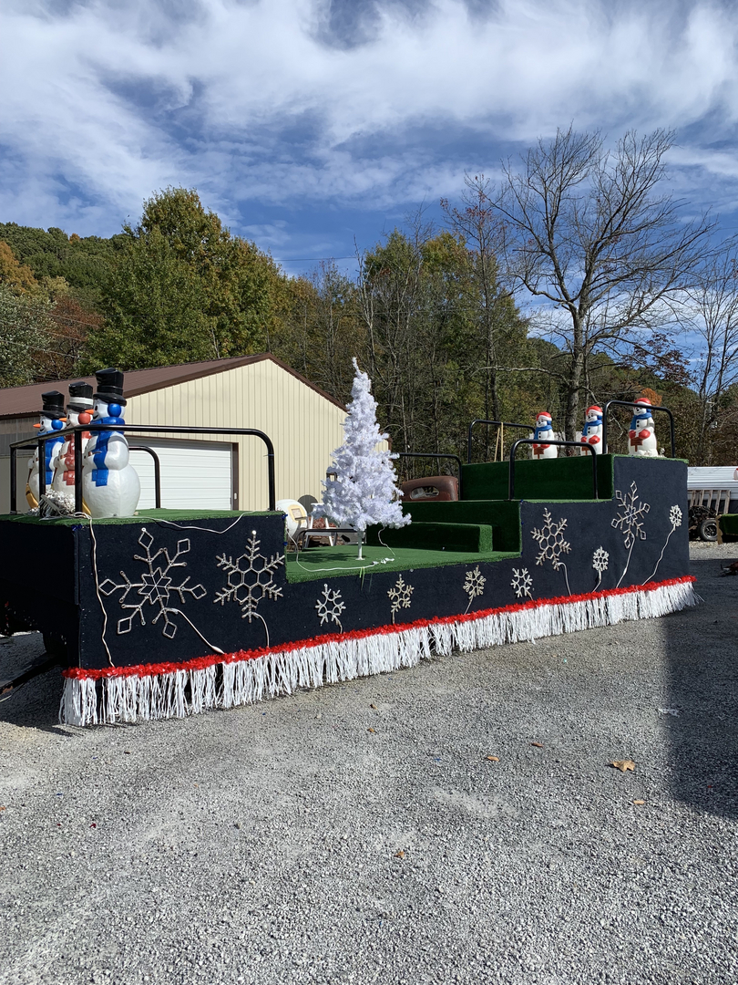 Creative Floats - Parade Floats, Parade Float Builder, Parade Float Ideas