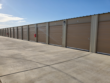StorMax of Hanford | Self-Storage Units Hanford CA 93230