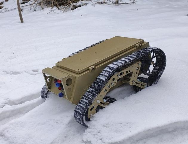 Light duty mini tracked UGV robot chassis with RC control