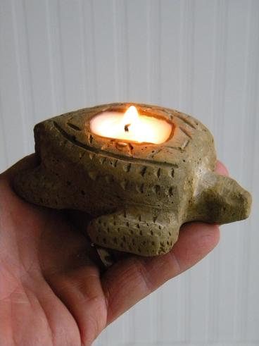 DIY Sea Turtle Cement Candle Holder