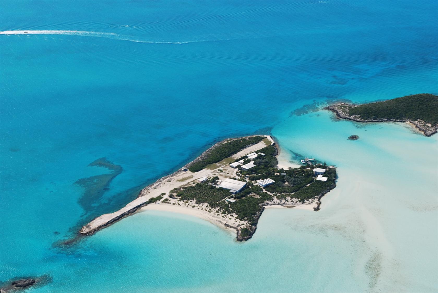 Leaf Cay Exuma : Little Pipe Cay Exuma : Hog Cay Exuma : Strangers Cay ...