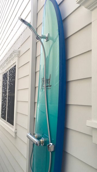 Seamless Surfboard Shower | Strand-Boards-Surfboard-Shower-Outdoor-Shower